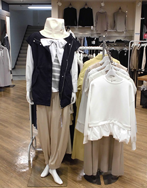 ANNALUNAの初夏の着こなし - Kirindo｜ファッションタウン キリンド